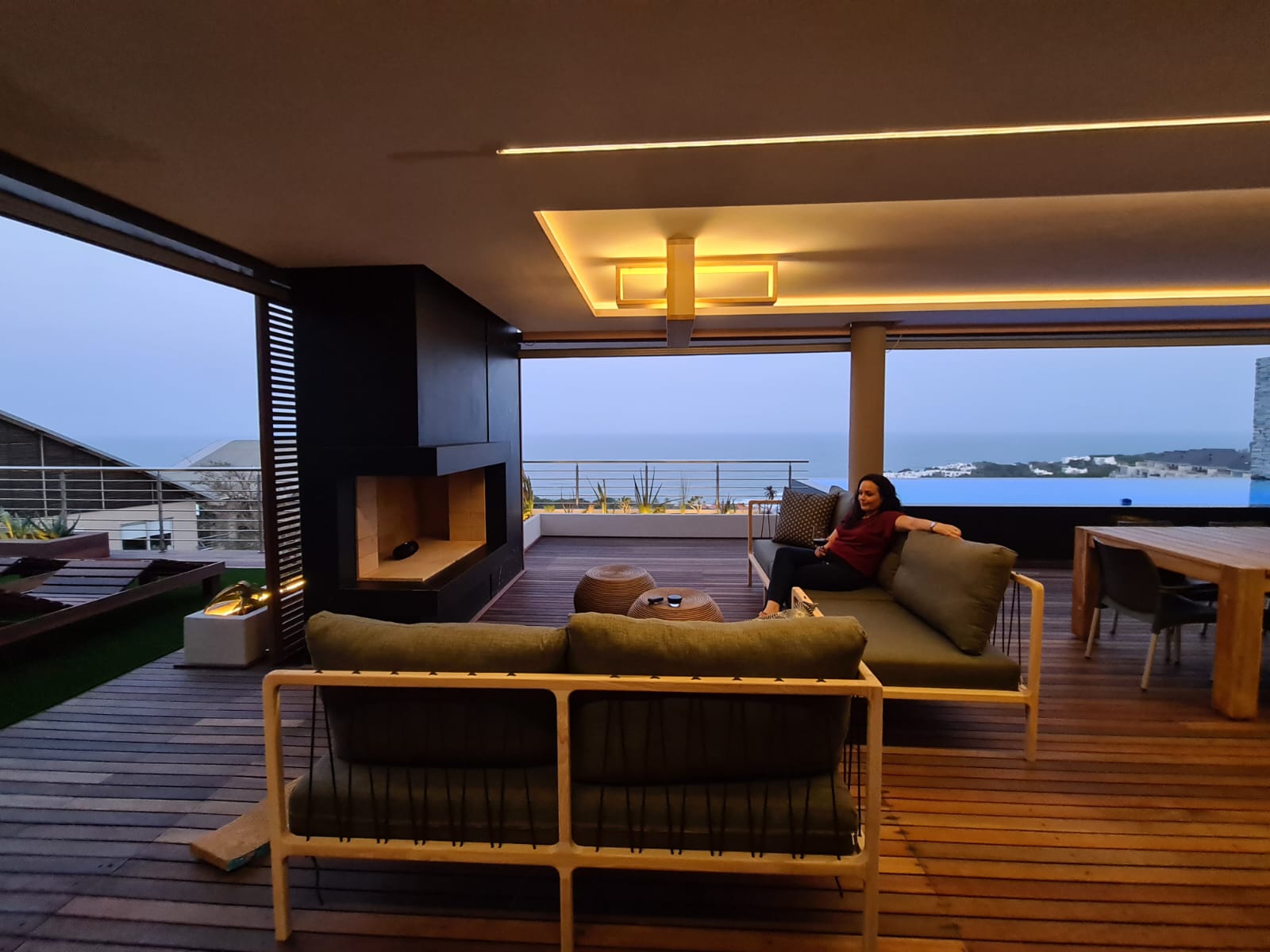 Bespoke Furniture - Wesswood Creations - Bespoke Timber Furniture. Ballito, North Coast KZN